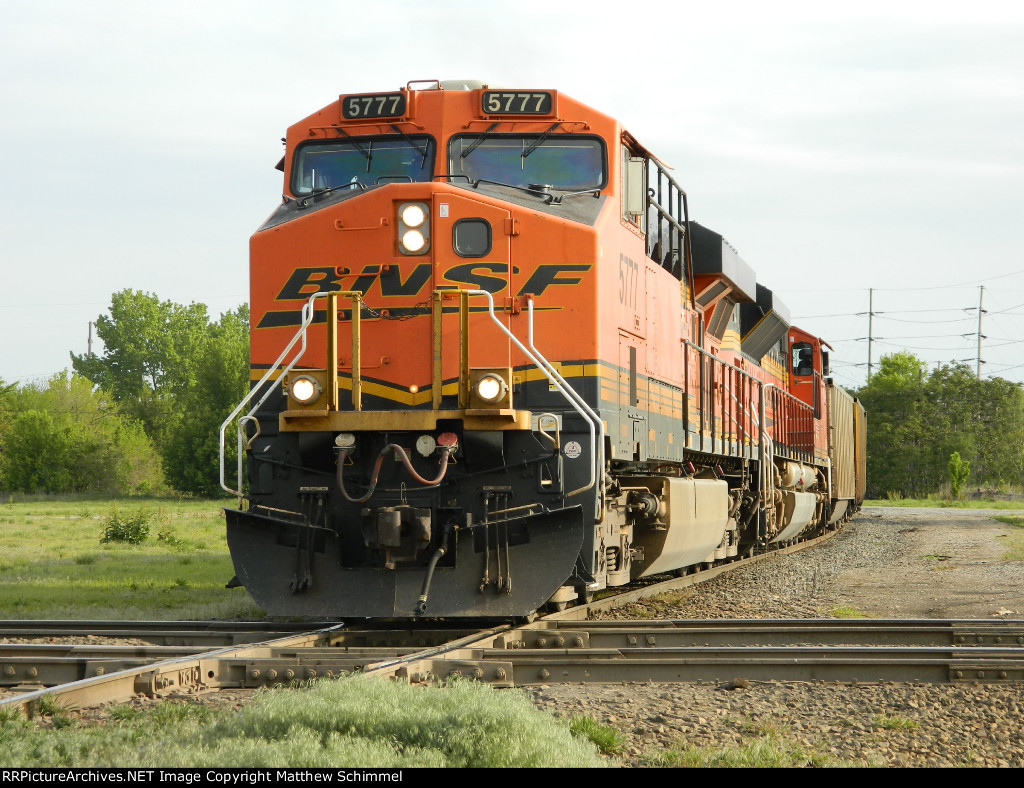 BNSF 5777